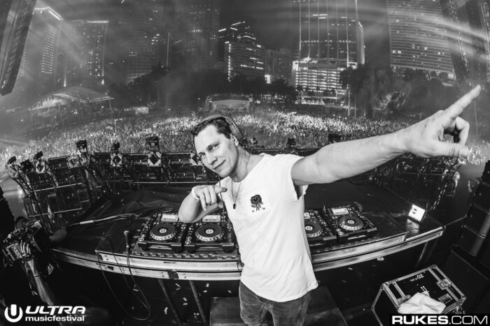Tiesto: So besonders war die 600. Episode seiner Radioshow „Club Life ...