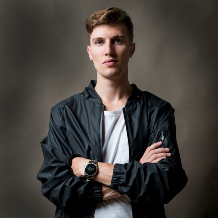 Must-Read: Joey Suki veröffentlicht kostenloses E-Book "Dream Life ...