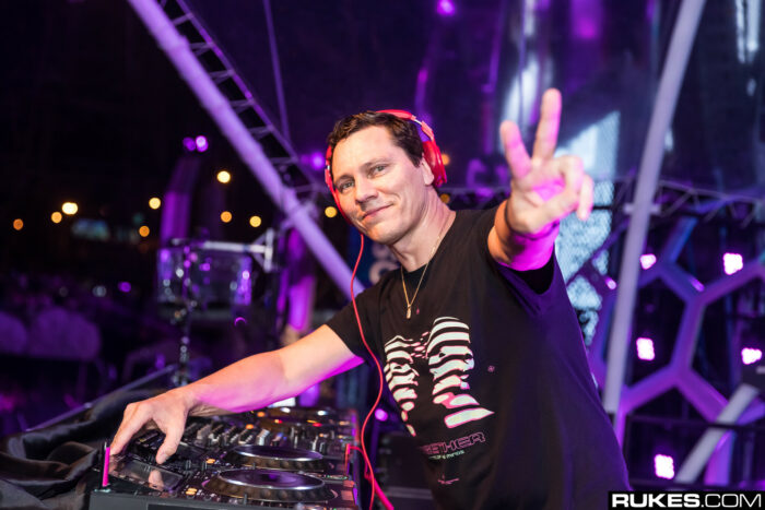 Tiësto löscht alles: Trance-Comeback wirkt plötzlich real - DJ Mag Germany