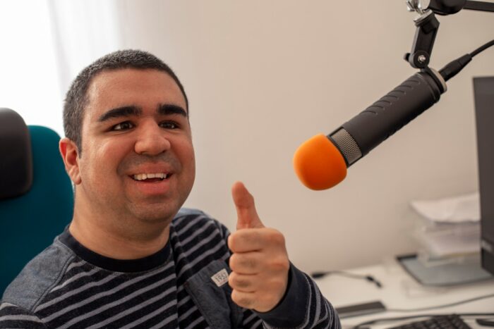 DJ Artin: Der erste blinde DJ Deutschlands - DJ Mag Germany