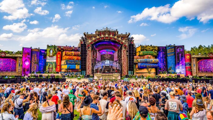 Tomorrowland Stages 2023: So spektakulär sahen die Bühnen aus - DJ Mag ...
