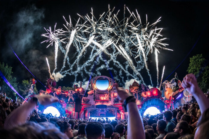 Das Stereo Sunday Festival in Venlo: The Circus of Craziness - DJ Mag ...