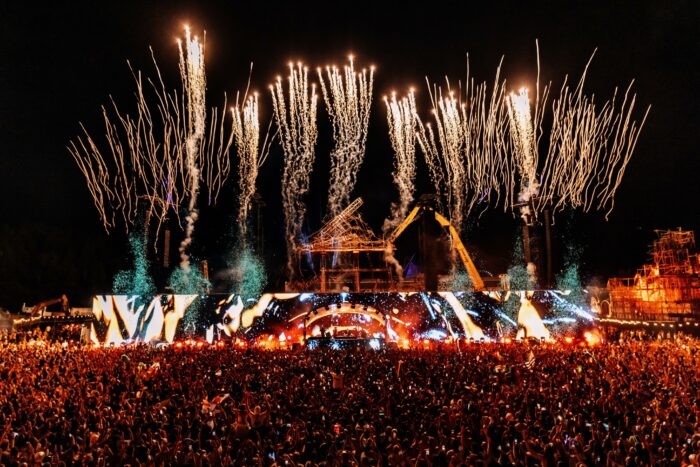 Neue Mainstage, große Emotionen: Tomorrowland veröffentlicht Aftermovie ...